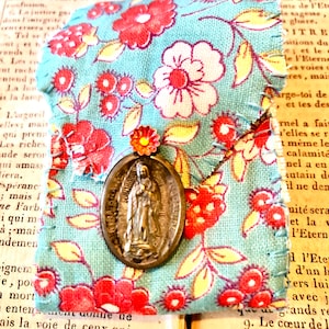 Virgin Mary Pocket Shrine Hand Stitched Travel Shrine - Etsy