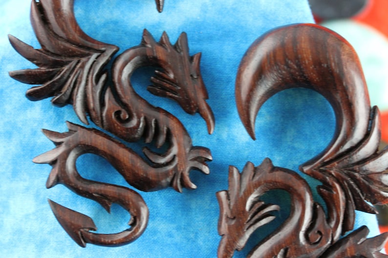 16mm Wood Dragon Plugs Stretch Ear Serpant Dragon - Etsy