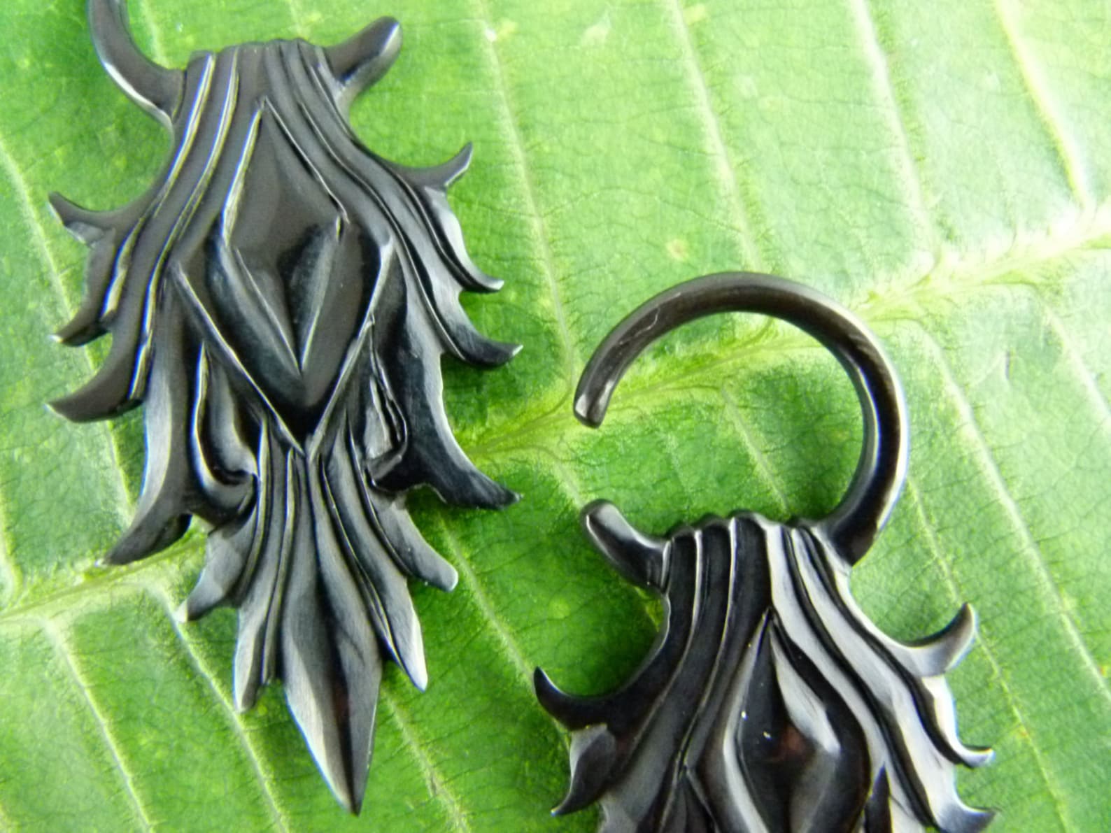 Stretched ears Horn 12g Hanger Earrings 2 mm Gauged Ears | Etsy