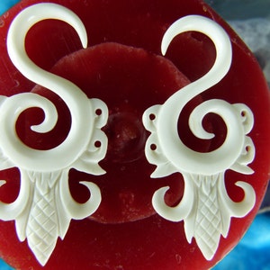 Bone 3mm Stretching Taper Earring Plugs 3mm 8 Gauge Bone Stretching ...