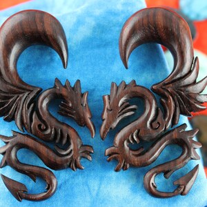 16mm Wood Dragon Plugs Stretch Ear Serpant Dragon 5/8 Sono Wood Plugs ...