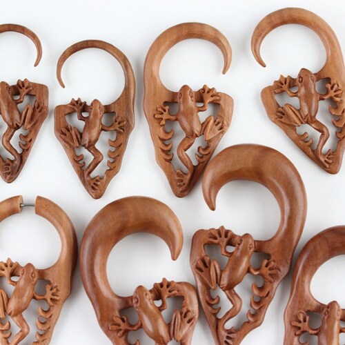 Wooden Frog Hangers Carved Frog Hanging Plugs Hand Carved - Etsy