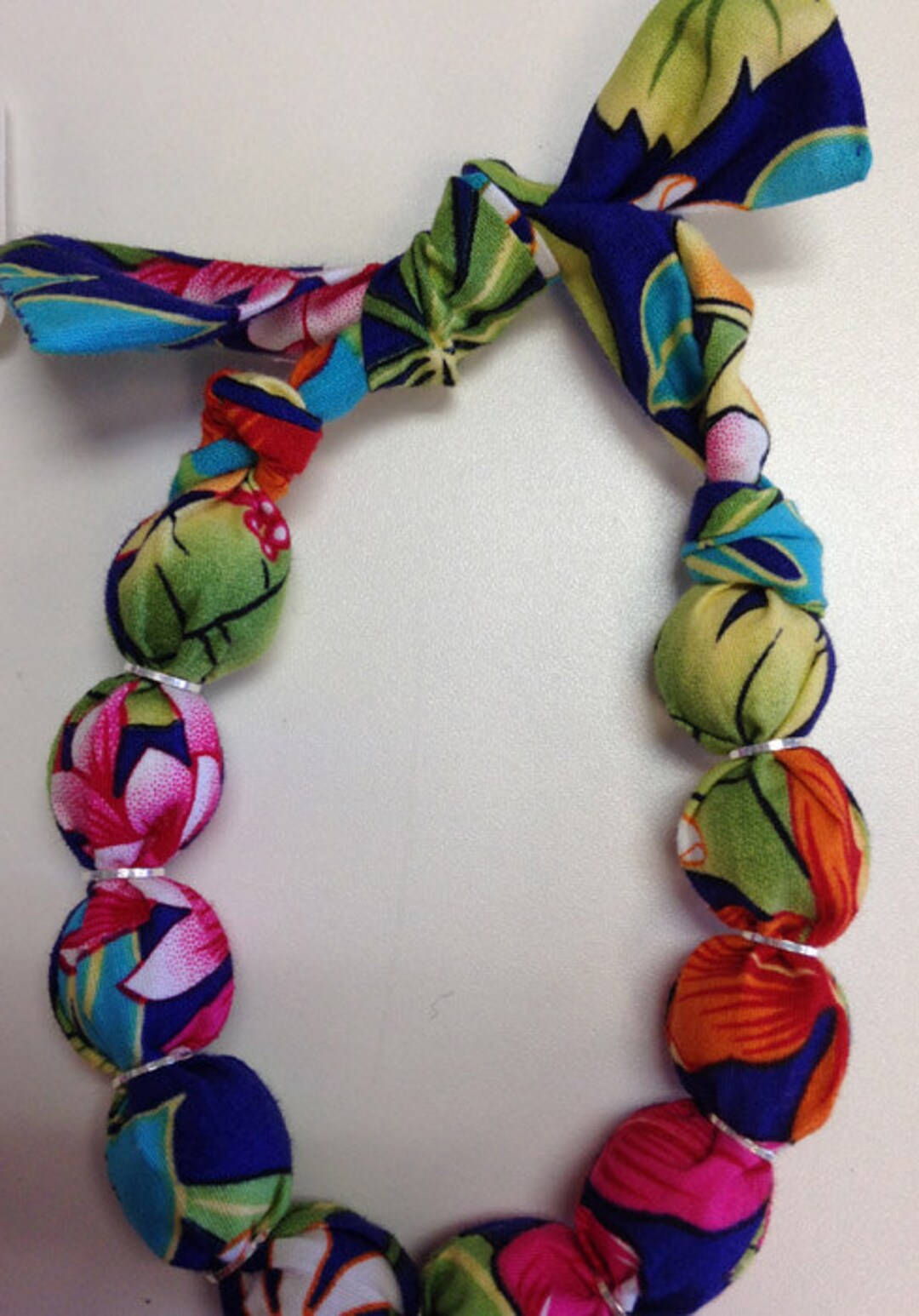 Hawaiian Tropical Flowers Bright Fabric Wrapped Wood Bead Bracelet - Etsy