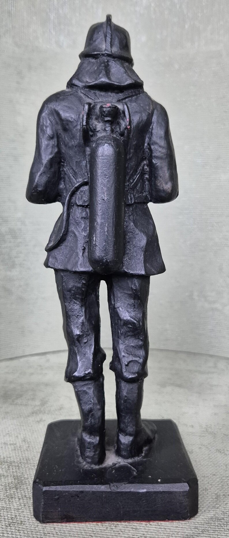 A33-22-5 Rare and Exceptionally Beautiful Firefighter Figurine of a ...
