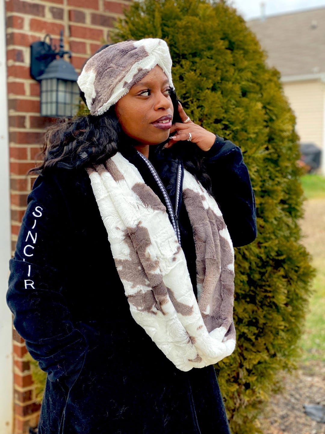 Infinity Scarf Cow Print, White & Brown Plush Embossed snuggle Infinity ...