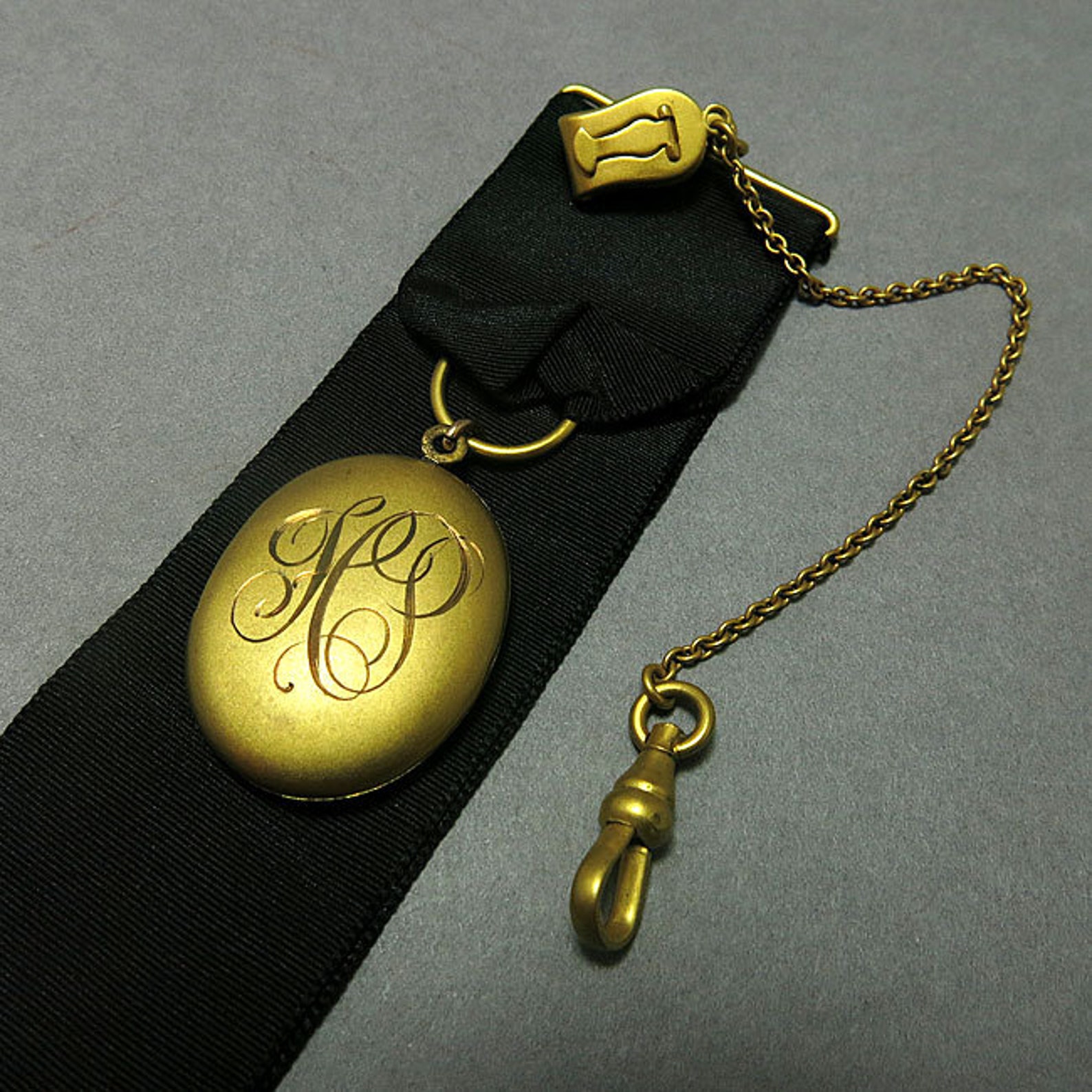 Antique Locket Pendant Fob Picture Locket With Pocket Watch Accessories ...