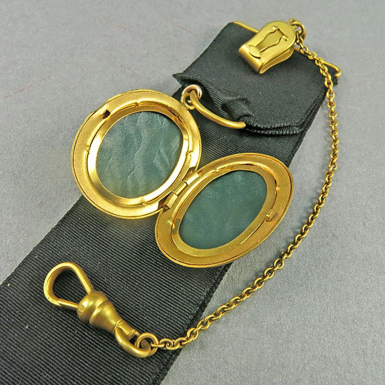 Antique Locket Pendant Fob Picture Locket With Pocket Watch Accessories ...