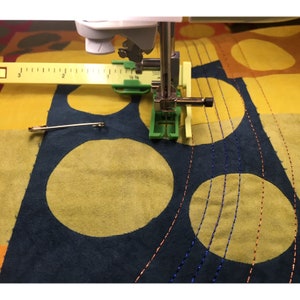 ULTIMATE QUILT 'N STITCH Presser Foot. Clover Presser Foot W Built in ...