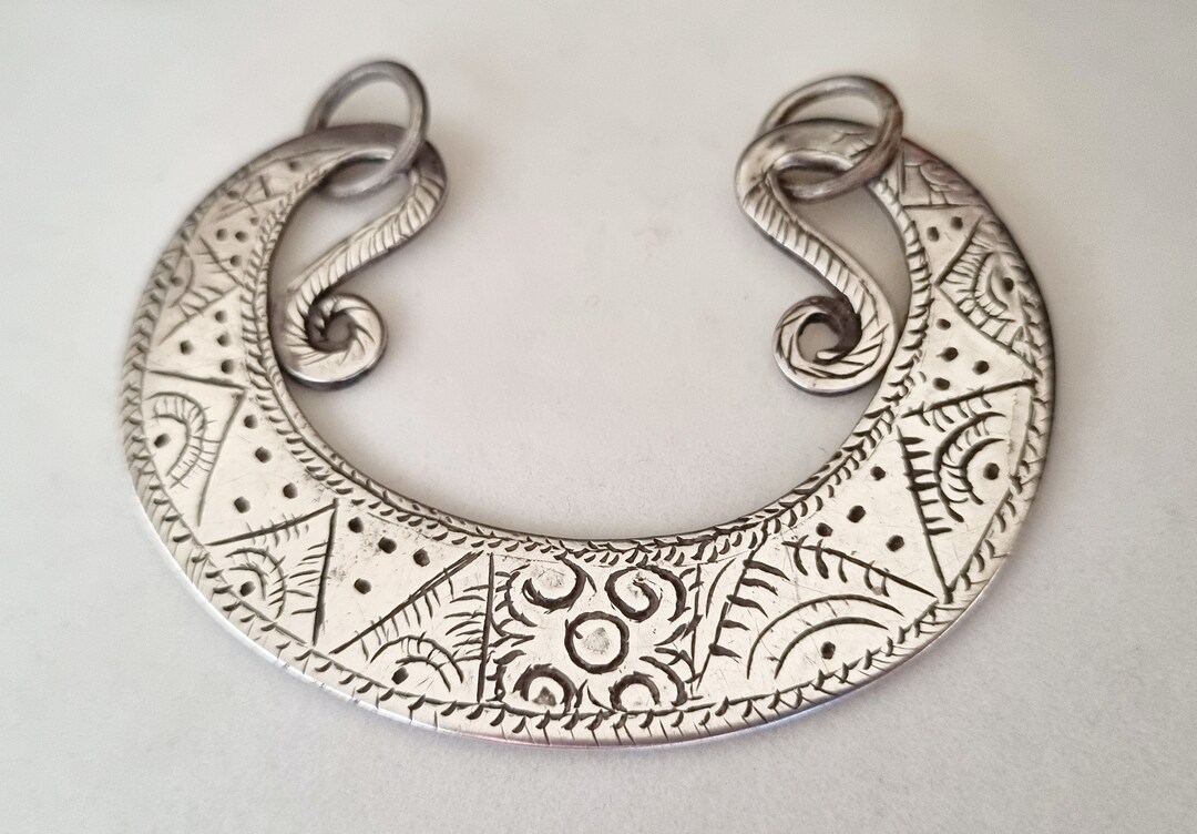 Old Hill Tribe Hmong High Grade Silver Spirit Lock From Laos, Hmong ...