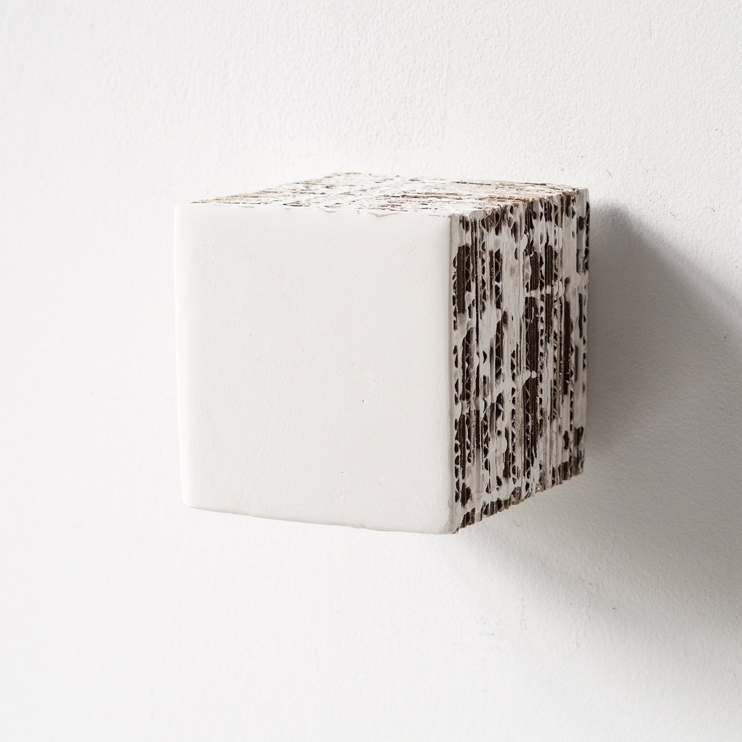 Petit objet d'art original, sculpture murale minimaliste, petite oeuvre ...