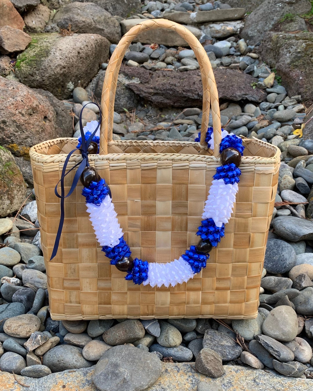 Hawaiian White Pikake With Royal Blue Trim and Kukui Nut Ribbon Lei (1 ...