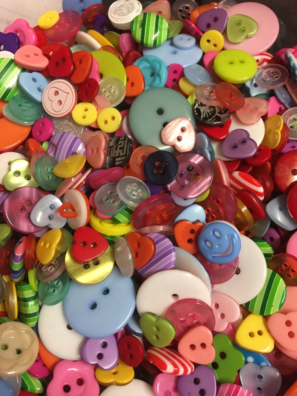 50g Quality Resin Buttons. Assorted Mix of Designs and - Etsy
