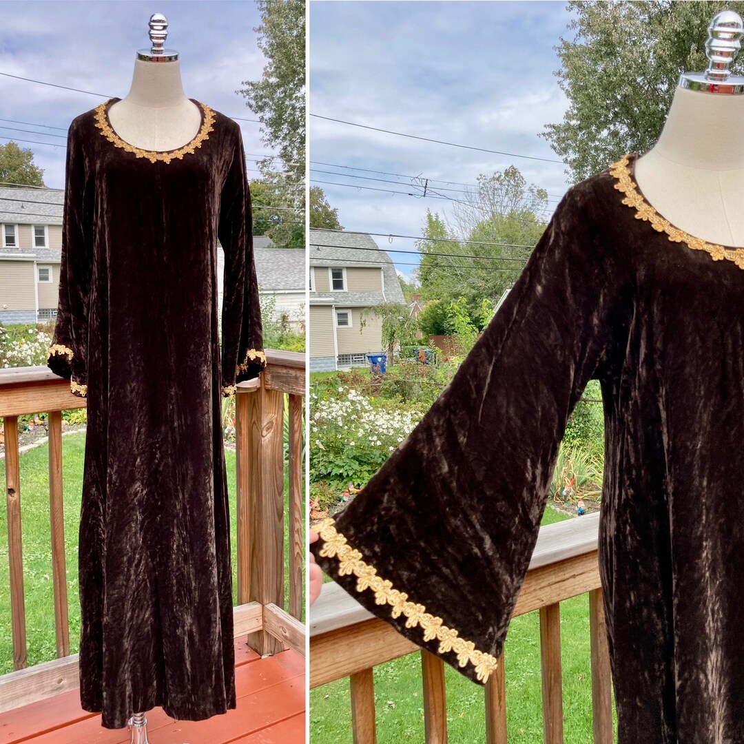 Vintage 60s/70s Chocolate Brown Crushed Velvet Caftan Dress With Gold ...