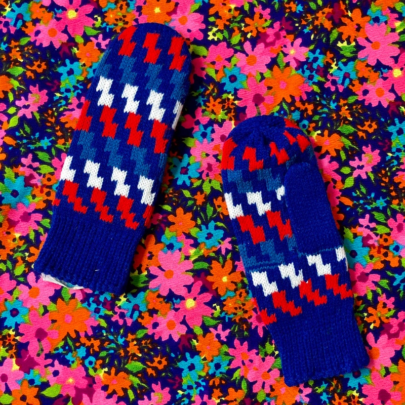 Red Mittens - Etsy