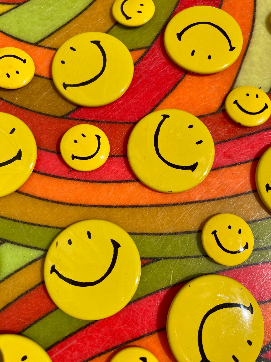 Vintage 70s Smiley Face Pin / Vintage Smiley Face Pin / - Etsy