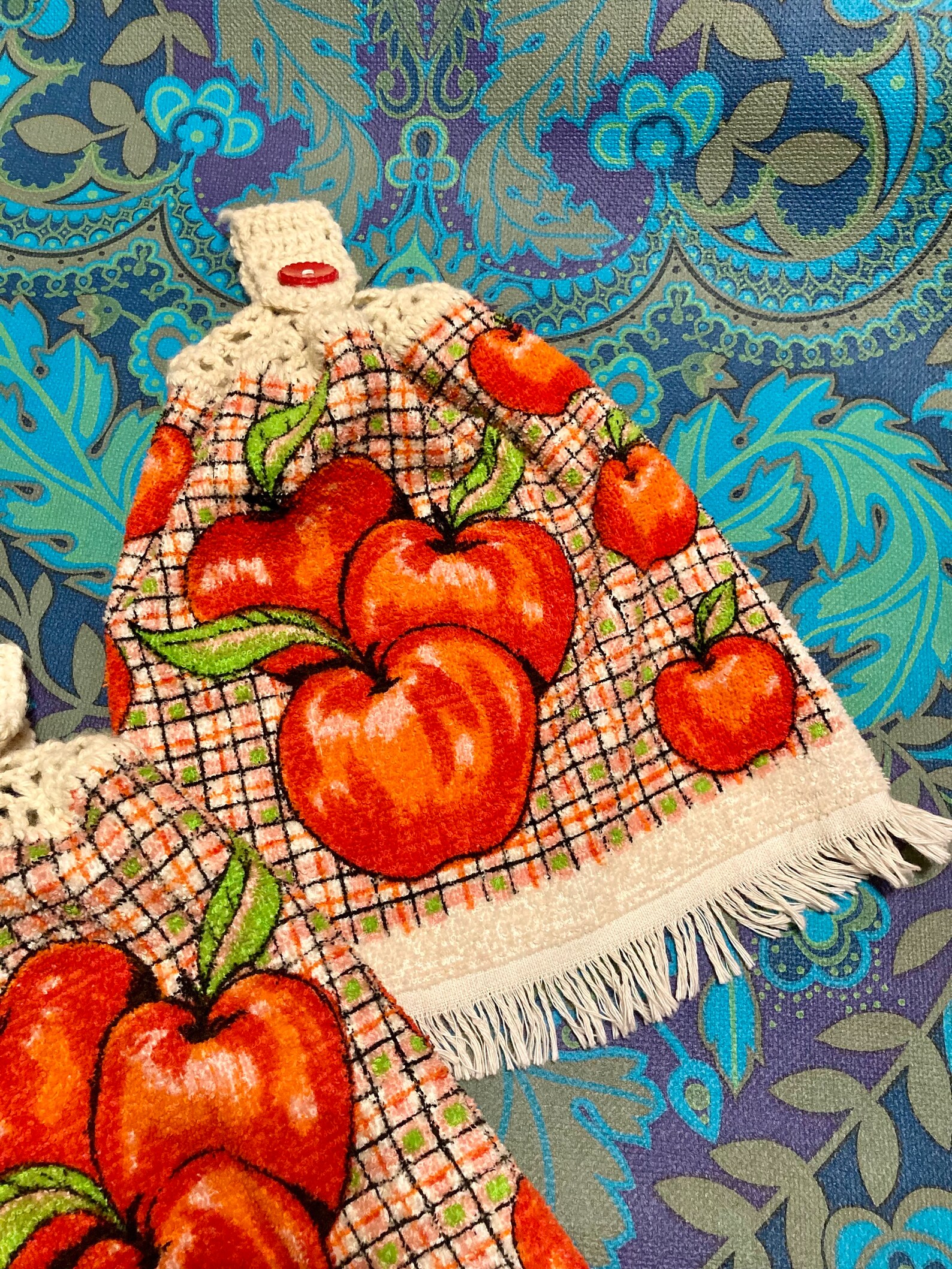 Pair of Vintage Apple Print Kitchen Towels With Crochet Tops / Vintage ...
