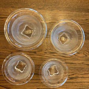 Vintage Depression Glass Ribbed Mixing Bowls Set of 4 - Etsy