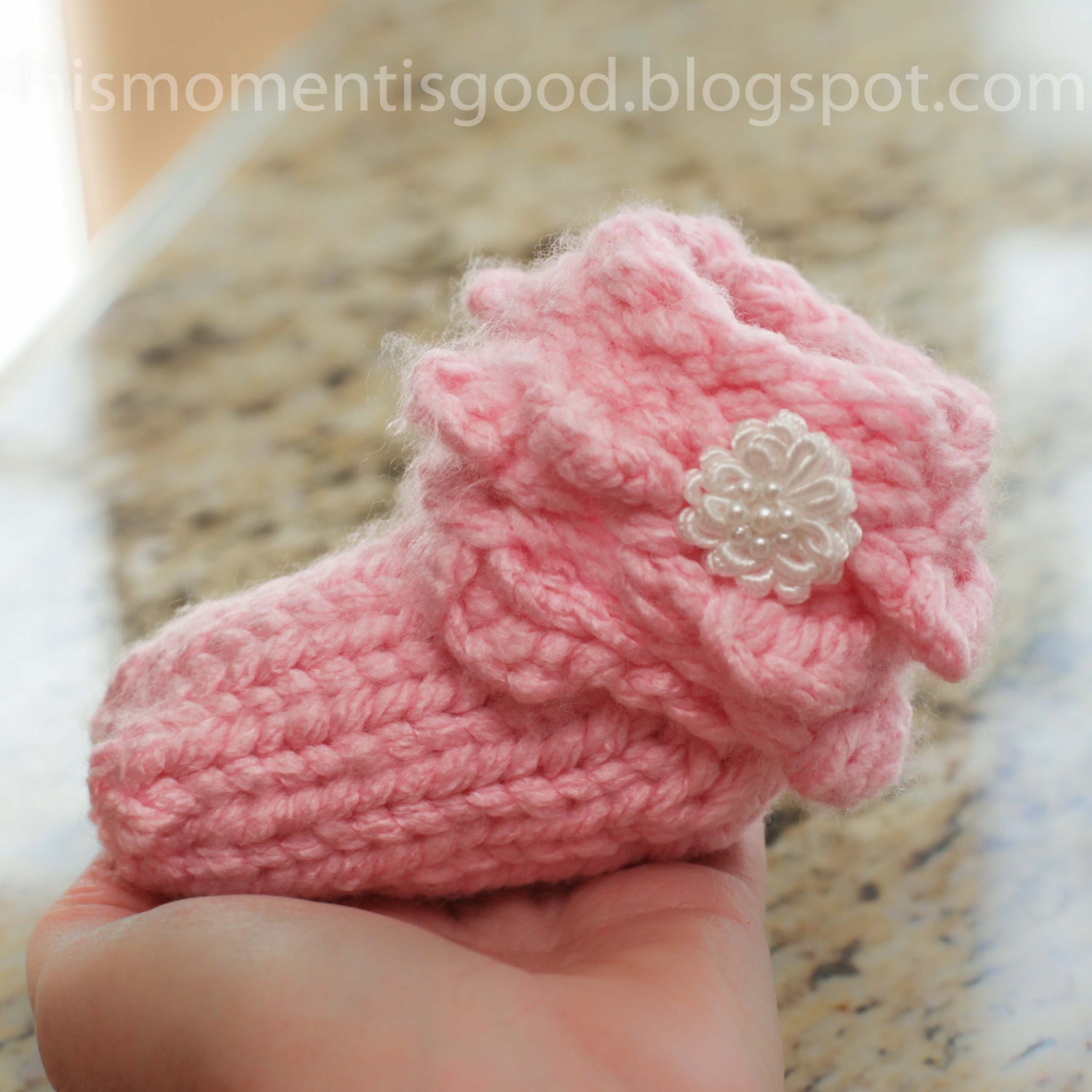 Loom Knit Scallop Baby Bootie PATTERN. Similar to Crocodile Stitch Fits ...