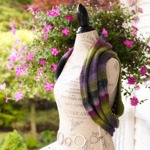 Loom Knit Vest Pattern. Shrug Style Vest With Pretty Eyelet Back. Loom ...