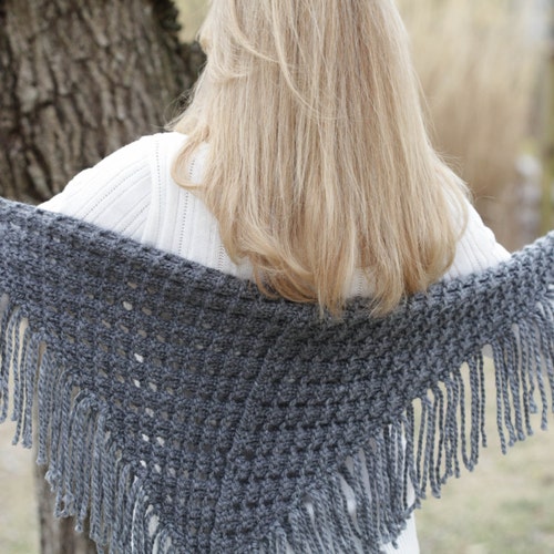 Loom Knit Eyelet Triangle Shawl PATTERN. Lace Scarf Loom - Etsy
