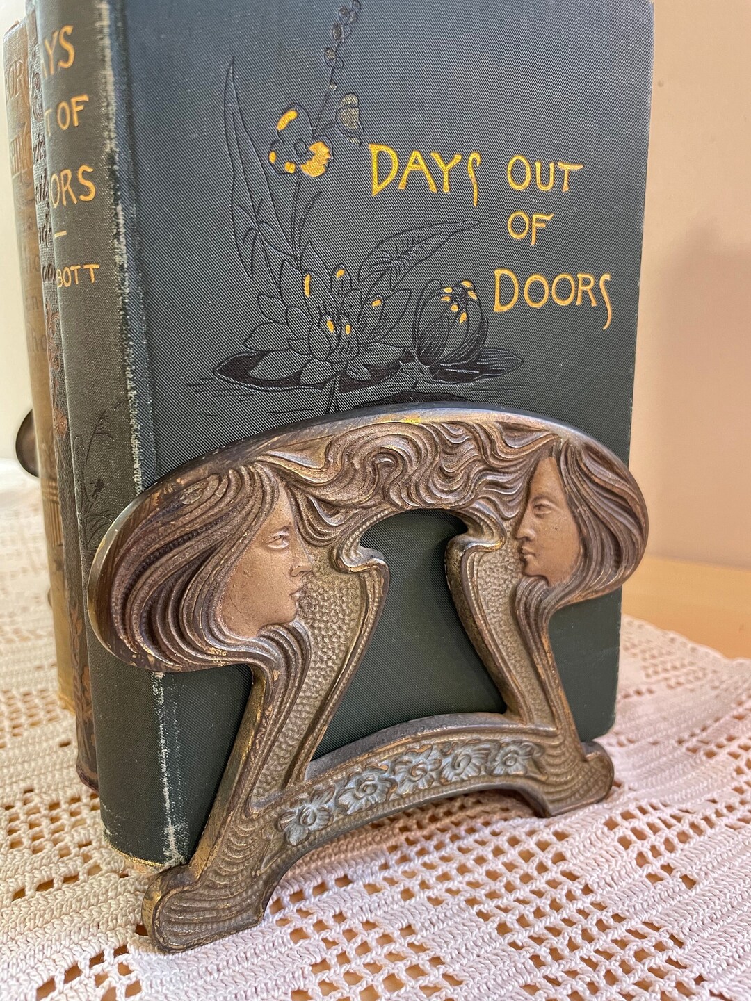 Antique Art Nouveau 1920's Adjustable Book Rack, Metal Expandable Book ...