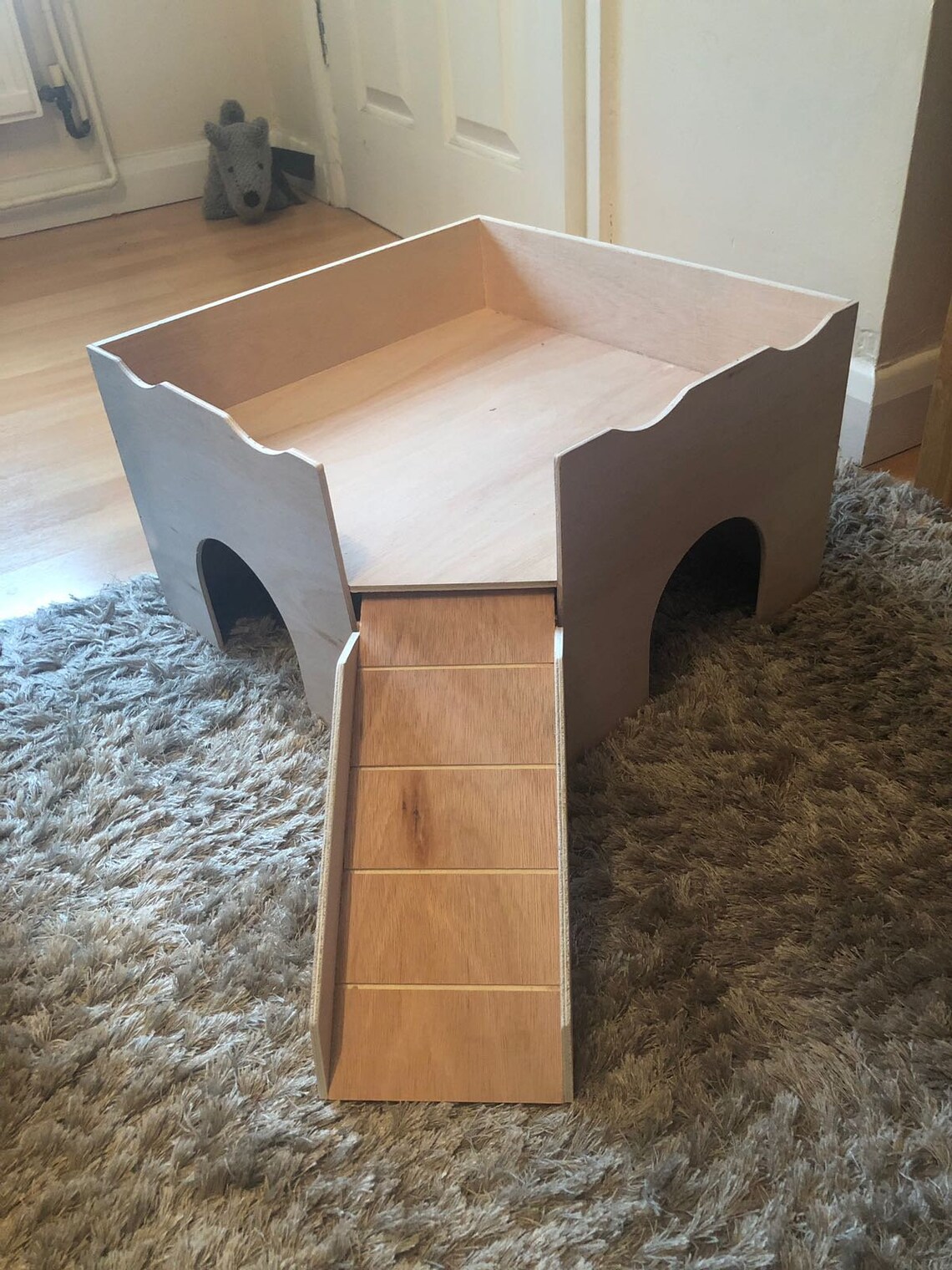 New improved design corner guinea pig castle with hook on | Etsy