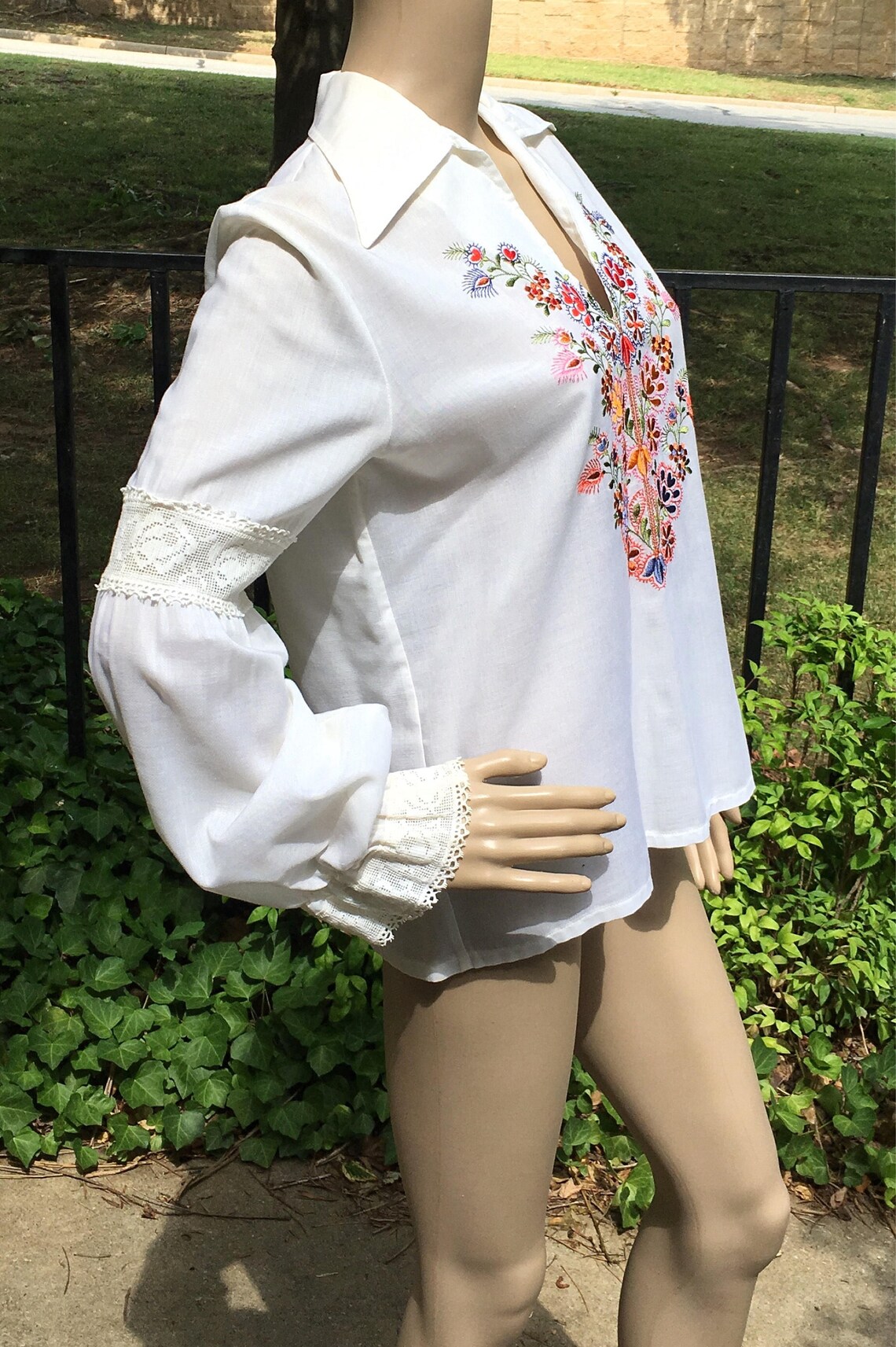 Vintage Peasant Top German Embroidered Blouse Boho Vintage 60s 70s Lace ...