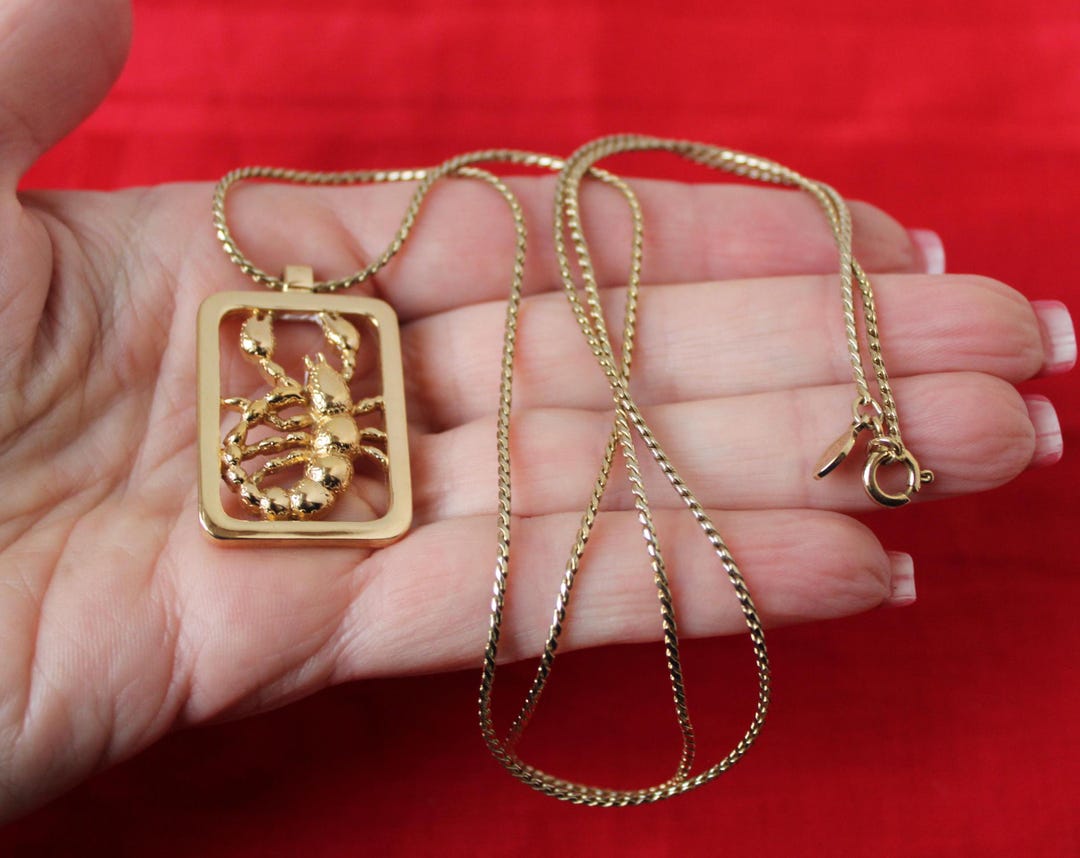 Vintage 1970s Avon Astrology "star Signs" Zodiac Scorpio Scorpion ...