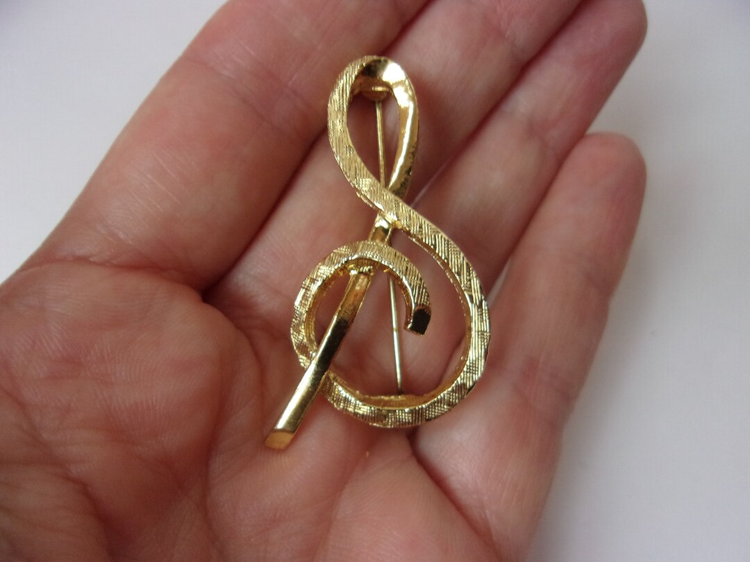 Vintage Large Music Pin, Brushed Gold Tone Mid Century Music Staff ...