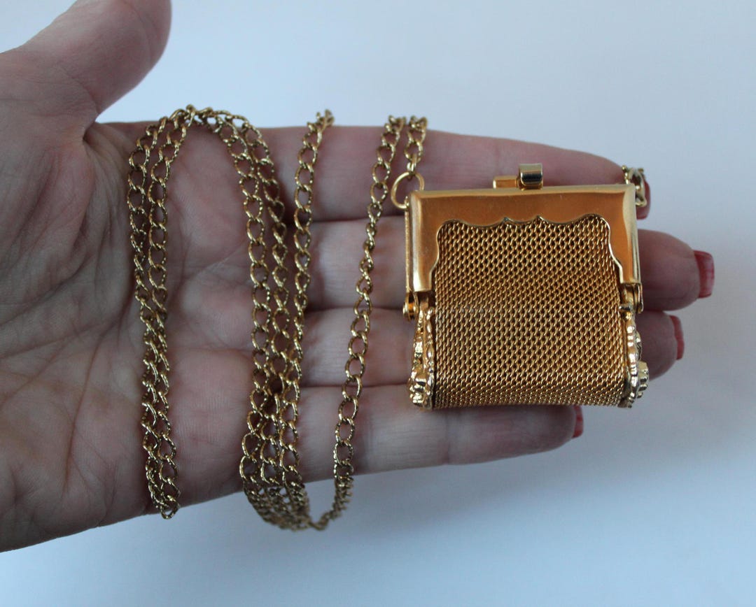 Vintage Unique Gold Tone Mesh Purse Locket Stash Locket on Long 30 Gold ...