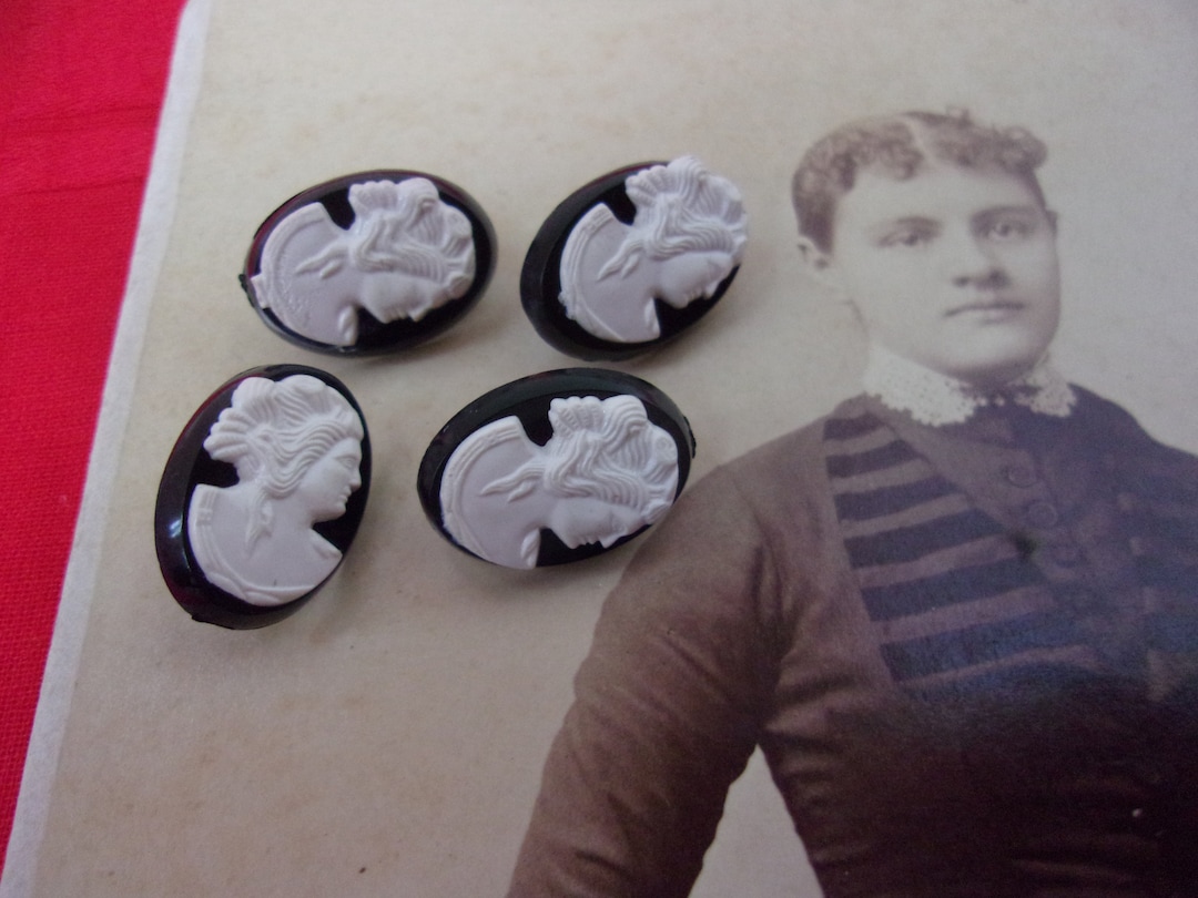 Lot of 4 Vintage Older 1940s Celluloid Black & White Cameo Buttons ...