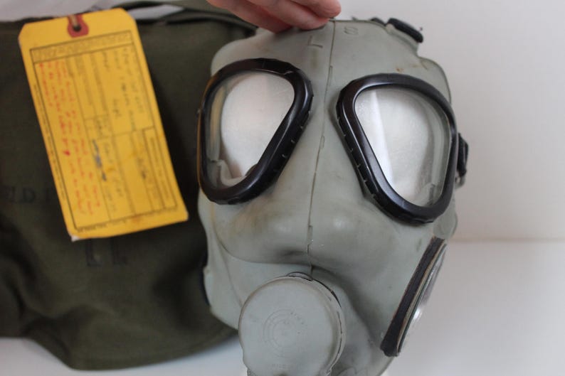 Vintage US Army Issue Military Gas Mask Complete With Olive Green ...