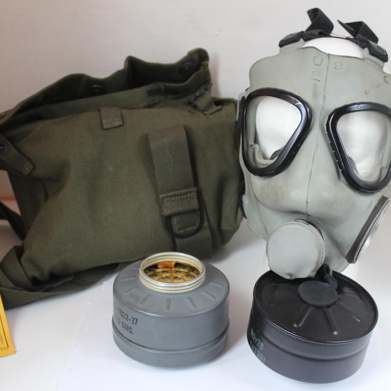 Vintage Gas Mask - Etsy