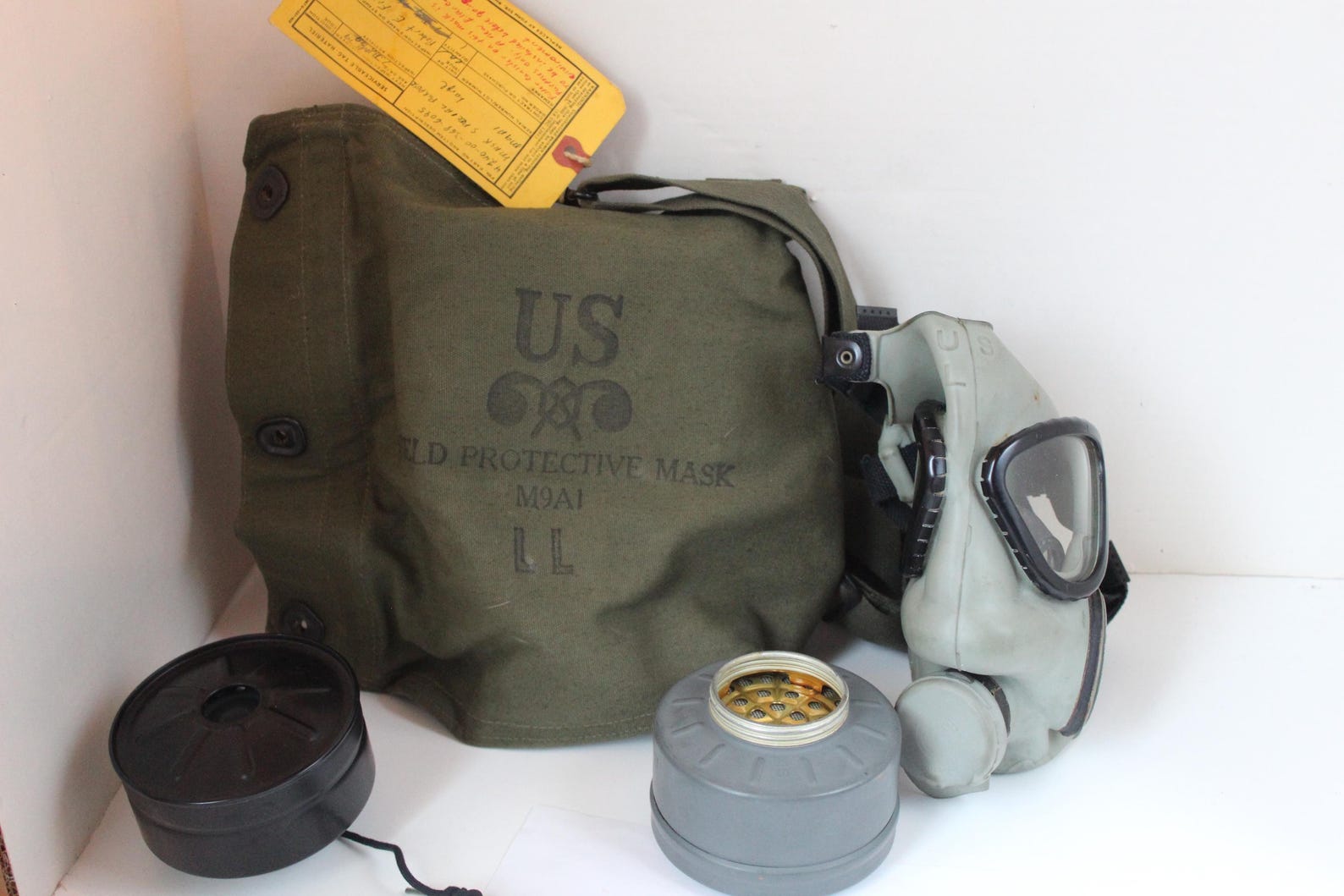 Vintage US Army Issue Military Gas Mask Complete With Olive Green ...