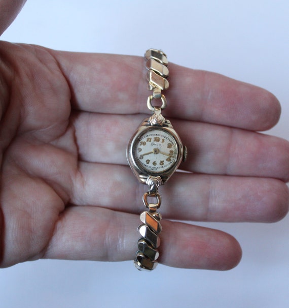 mid century pretty ladies - Gem