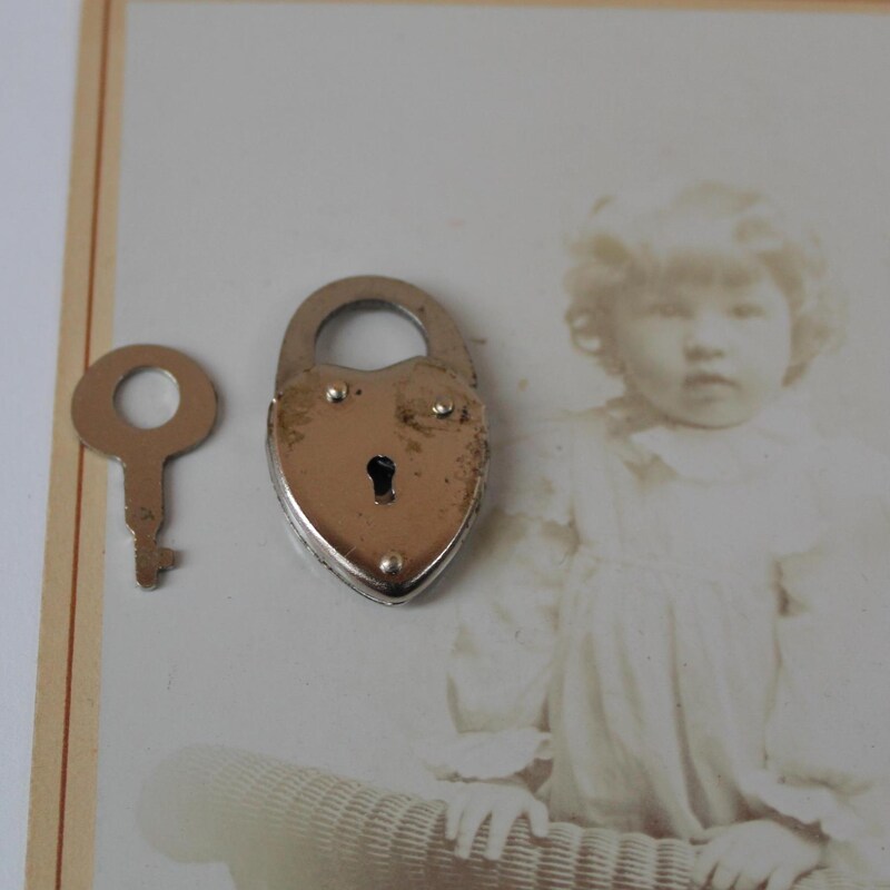 Heart Lock - Etsy