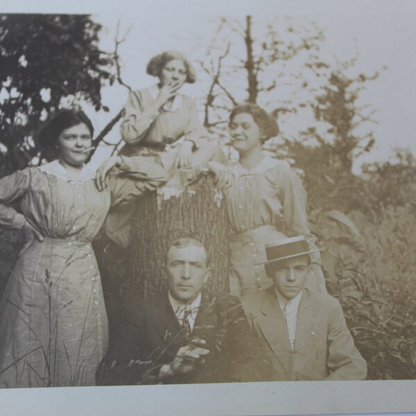 Victorian Photo Real - Etsy