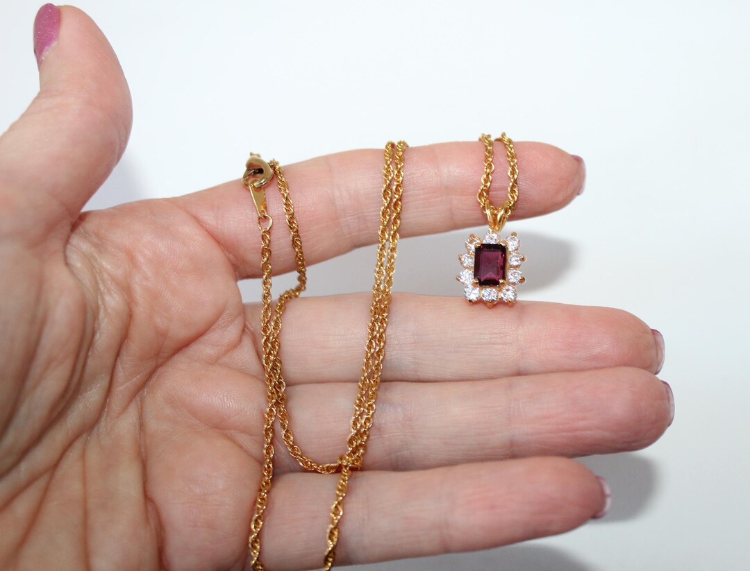 Vintage Beautiful Avon Deep Purple Faux Amethyst Pendant Necklace ...