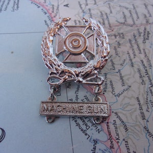 US Army Military Marksman Rifle Machine Gun Pin Metal Award | Etsy