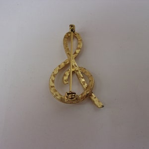 Vintage Large Music Pin, Brushed Gold Tone Mid Century Music Staff ...