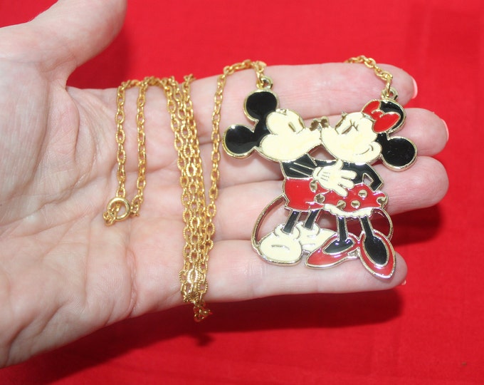 Vintage Older Mickey Mouse and Minnie Mouse Kissing Large Enamel ...
