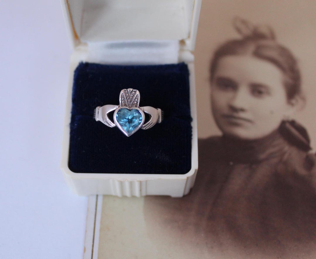 Vintage Estate Fine Jewelry Sterling Silver Irish Claddagh Ring Blue ...