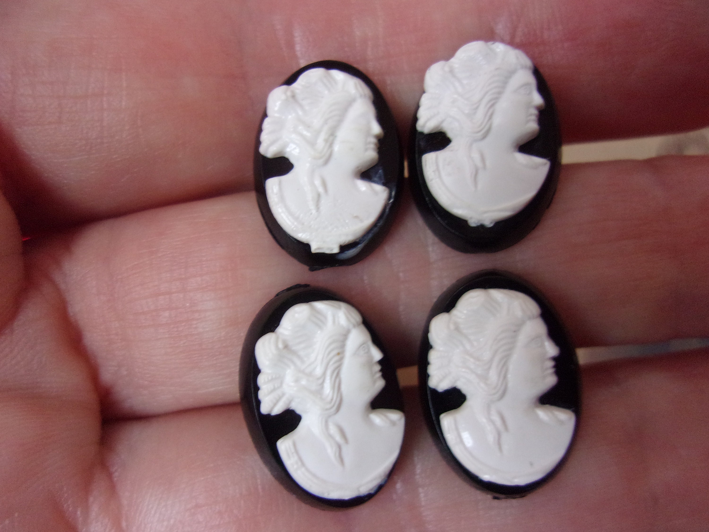 Lot of 4 Vintage Older 1940s Celluloid Black & White Cameo - Etsy