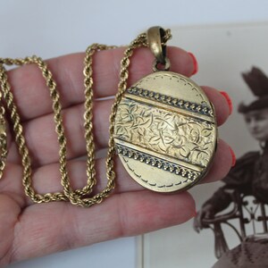 Antique Victorian Era Large Oval Locket Necklace With Victorian Ivy ...