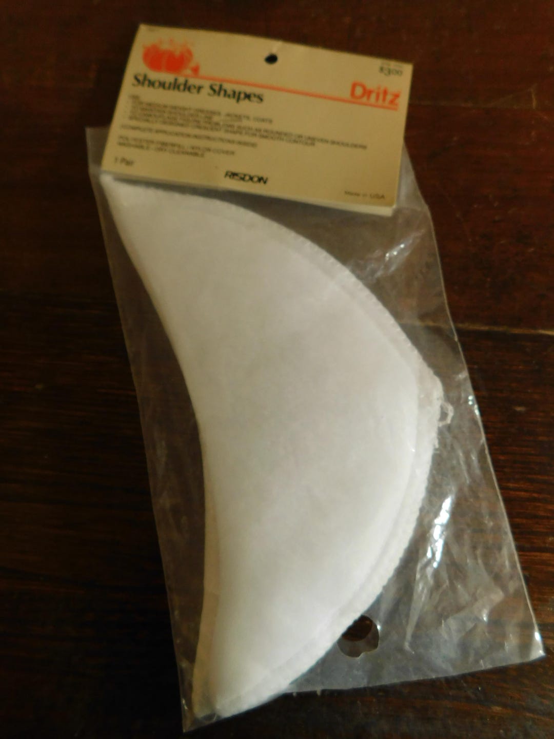 Dritz Shoulder Shapes Pads for Sewing Into Medium Weight Dresses ...