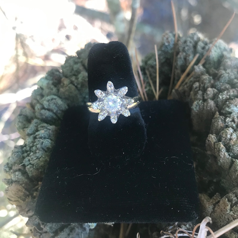Diamond Flower Ring - Etsy