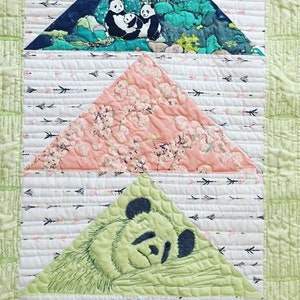 Baby Panda Quilt // Panda Quilt // Baby Shower Gift // Nursery Quilt ...