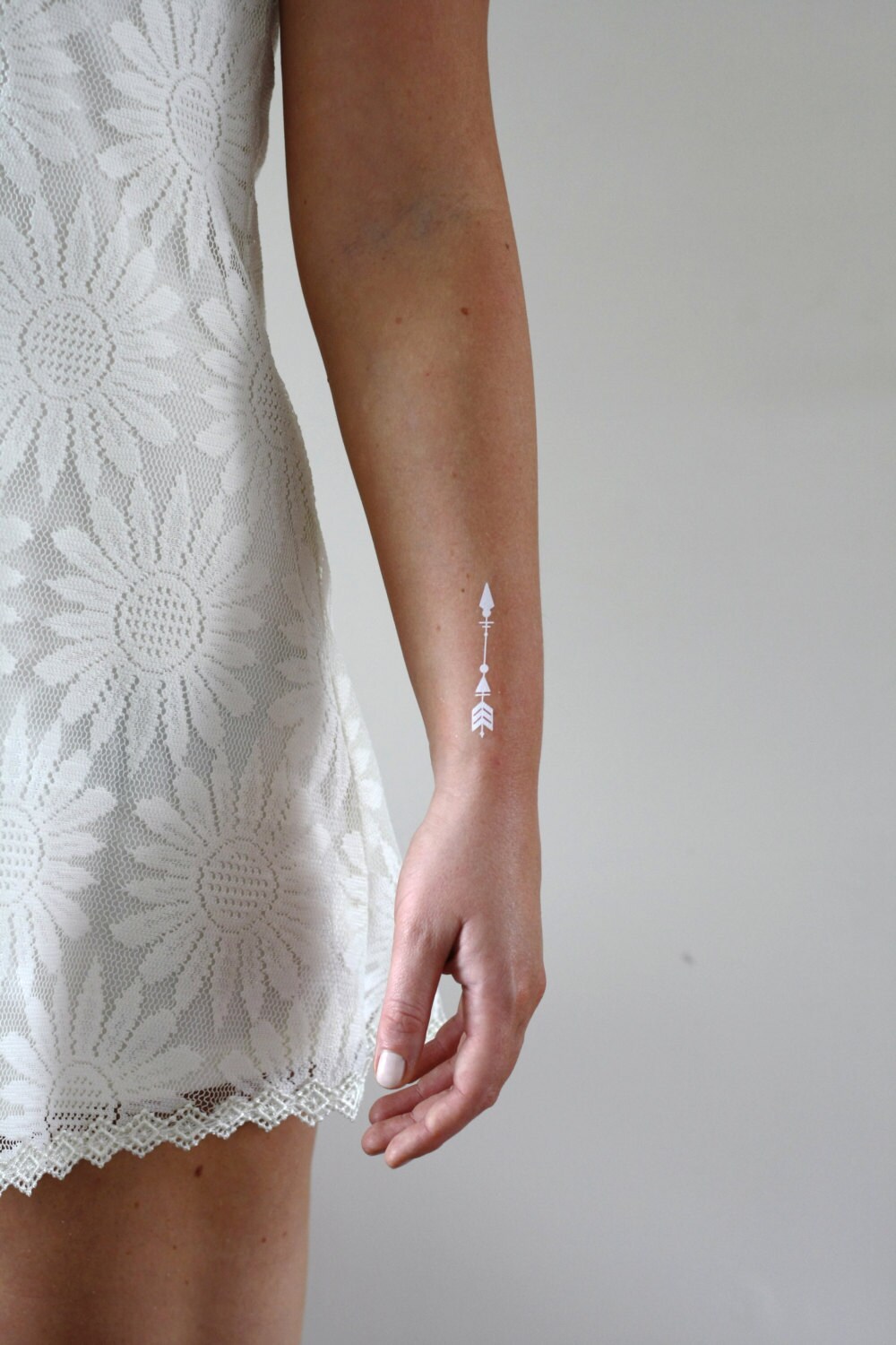 Two White Arrow Temporary Tattoos / White Temporary Tattoo / | Etsy