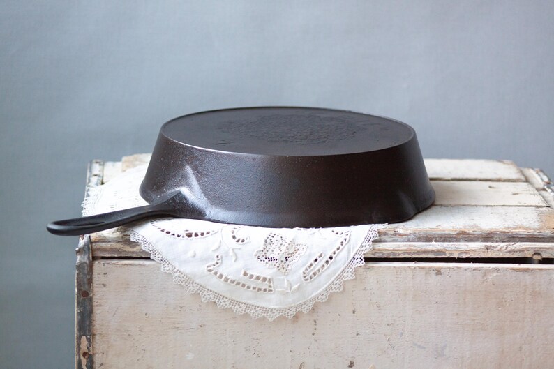 Griswold Erie #7, 9-7/8" Cast Iron Skillet in Excellent Condition ...