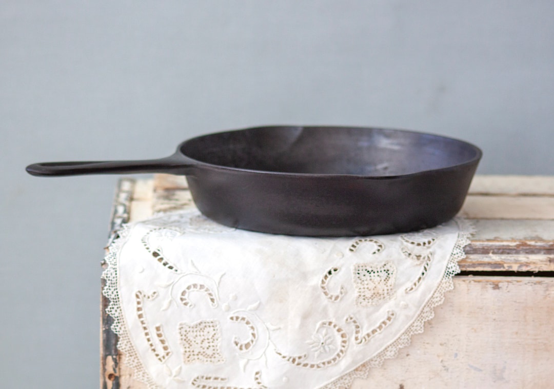 Miami Cast Iron Skillet, Manufactured by Favorite Piqua Between 1916 ...